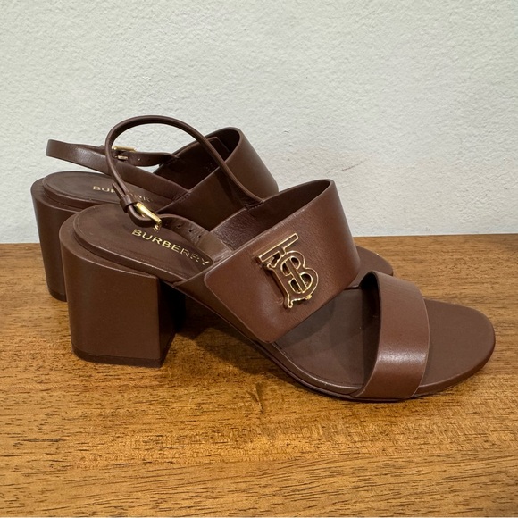 Burberry | Shoes | Burberry Virginia 65mm Logo Leather Sandals Size 38 ...